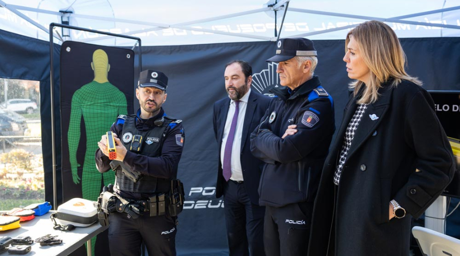 La Policía Municipal de Pozuelo mejora sus medios con una unidad de drones y nuevas pistolas ...